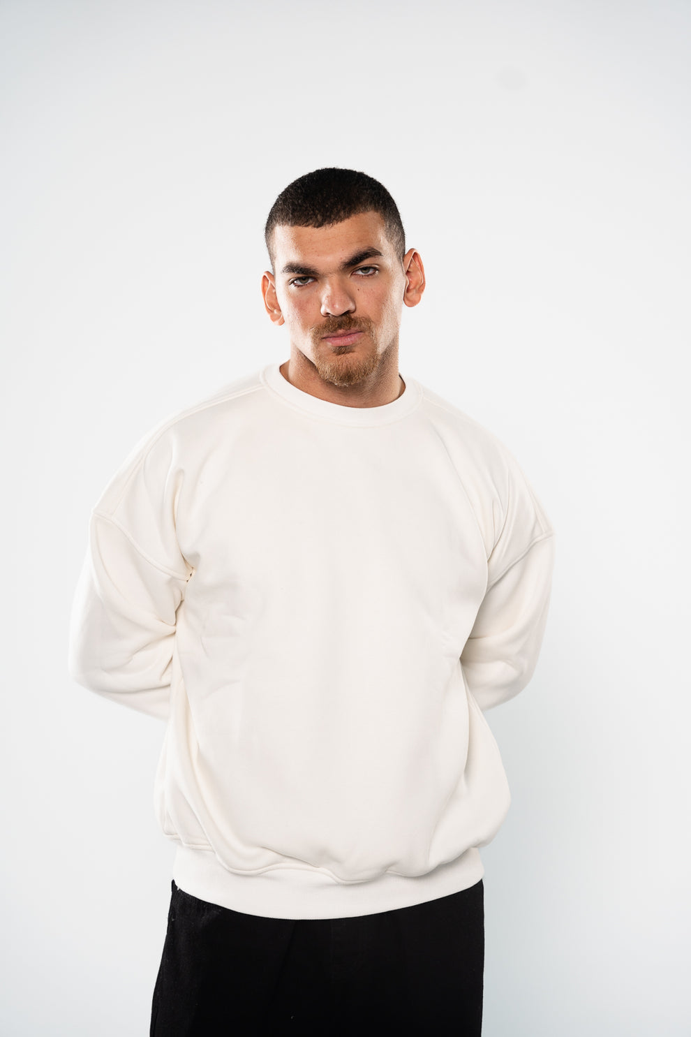 Ice White Crew-Neck – Basic Stitches